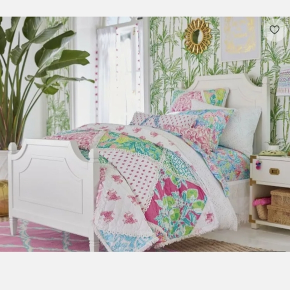Lilly Pulitzer | Bedding | Lilly Pulitzer Colorful Floral Bedding ...